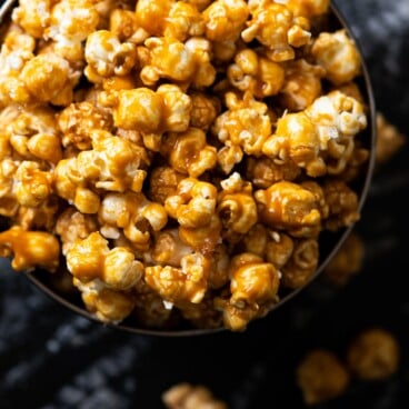 Low Carb (& Sugar Free!) Caramel Popcorn - gnom-gnom