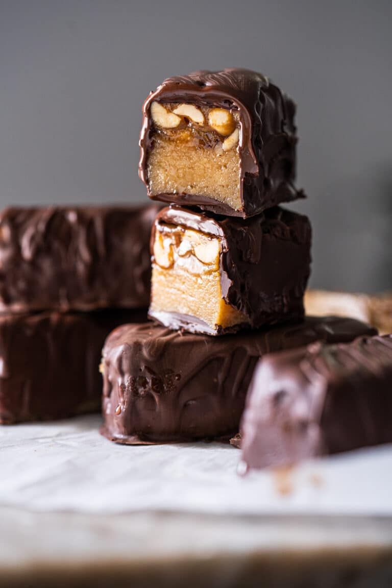 (Healthy!) Homemade Keto Snickers Bars - gnom-gnom